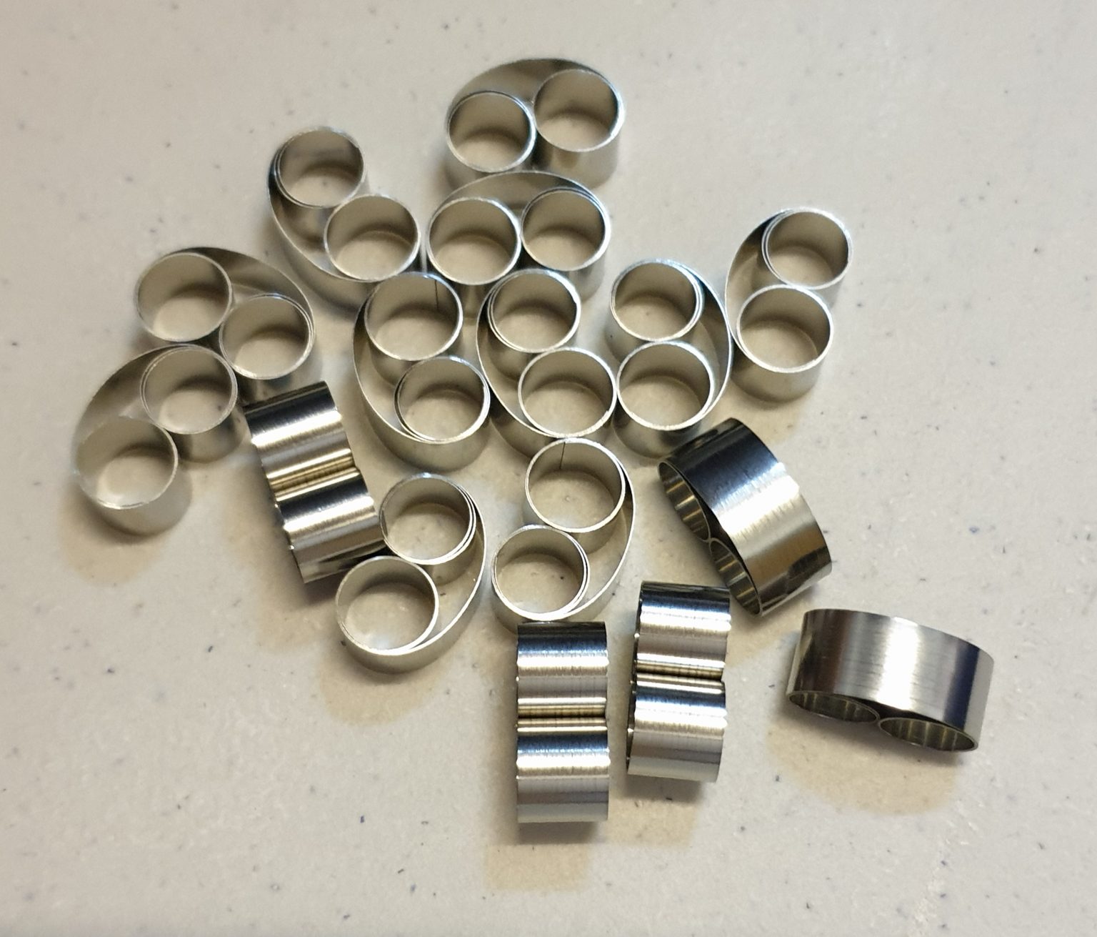 Mounting Clips – Labworks & Supplies